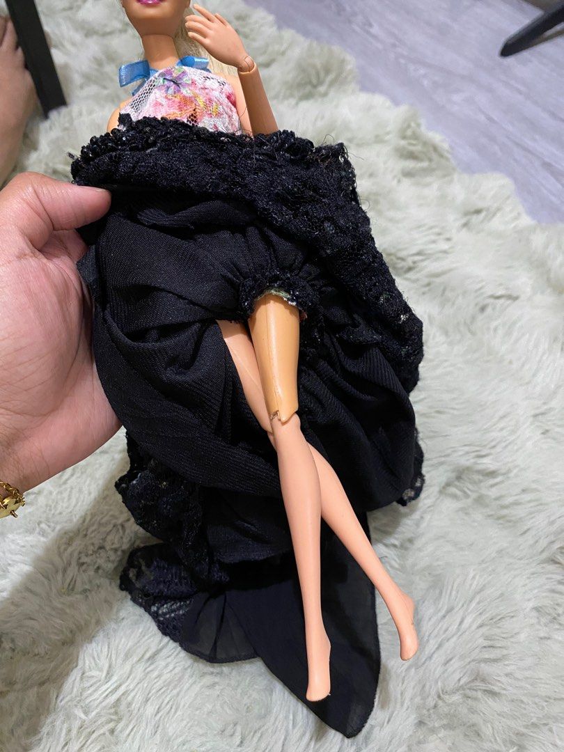 Vintage Barbie Articulated arms and legs Mattel Barbie Doll, Hobbies ...