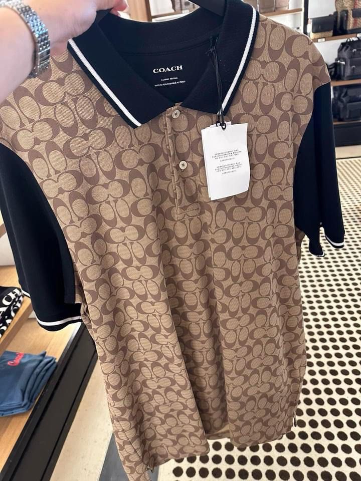 Coach Signature Polo, Luxury, Apparel on Carousell