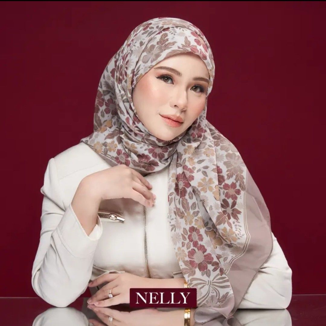 Deara Hijab (Rapunzel 2.0) - Nelly, Women's Fashion, Muslimah Fashion ...