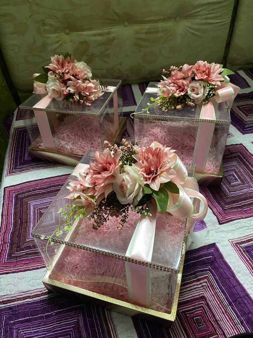 Dulang Hantaran Box, Hobbies & Toys, Stationery & Craft, Flowers ...