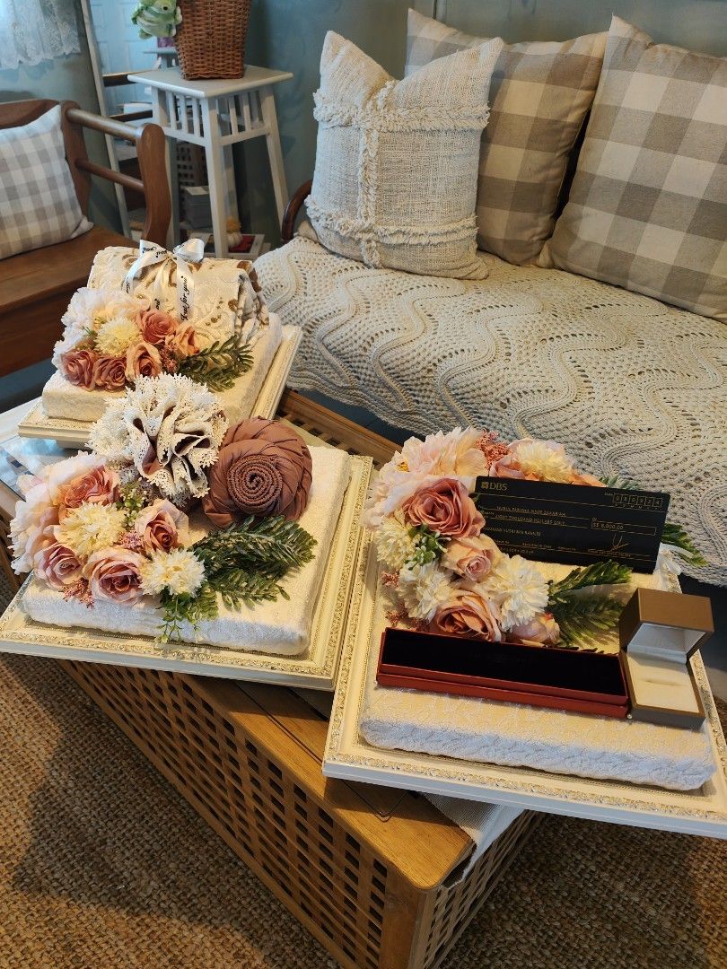 Dulang Hantaran. Pulut kuning. Bunga rampai. Bunga pahar, Everything ...