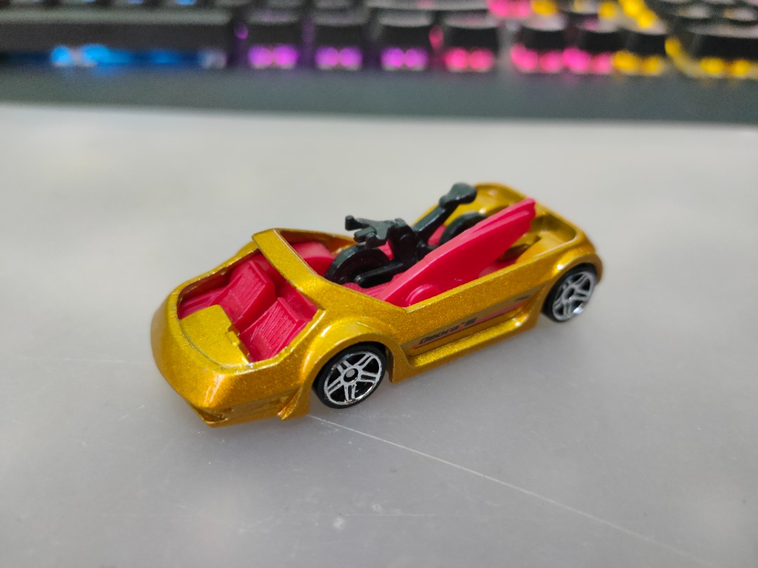 Hotwheels Deora III/Deora 3, Hobbies & Toys, Toys & Games on Carousell