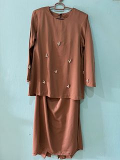[Icahfa] Baju kurung, Women's Fashion, Muslimah Fashion, Baju Kurung ...