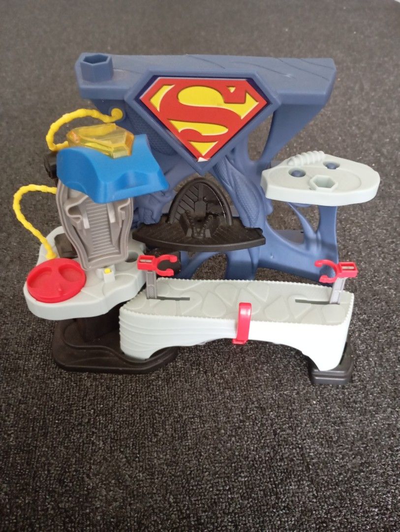 Imaginext DC Super Friends Superman Lair Fortress, 2013, Fisher-Price ... Imaginext DC Super Friends Superman Lair Fortress, 2013, Fisher-Price ...
