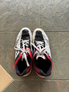 Kasut badminton yonex, Sports Equipment, Other Sports Equipment and ...