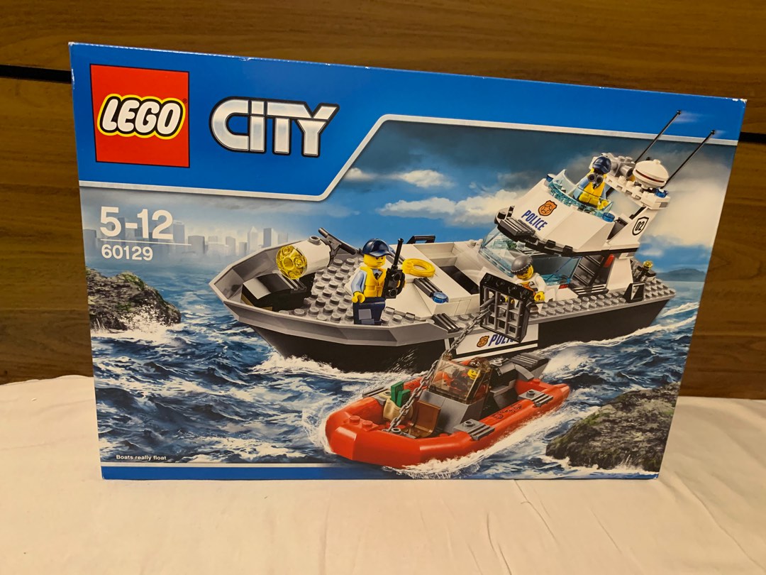 Lego 60129 City Police Patrol Boat, 興趣及遊戲, 玩具 & 遊戲類 - Carousell