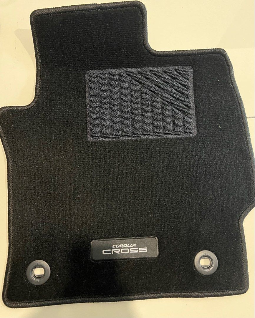 Original Toyota Corolla Cross Mat, Auto Accessories on Carousell
