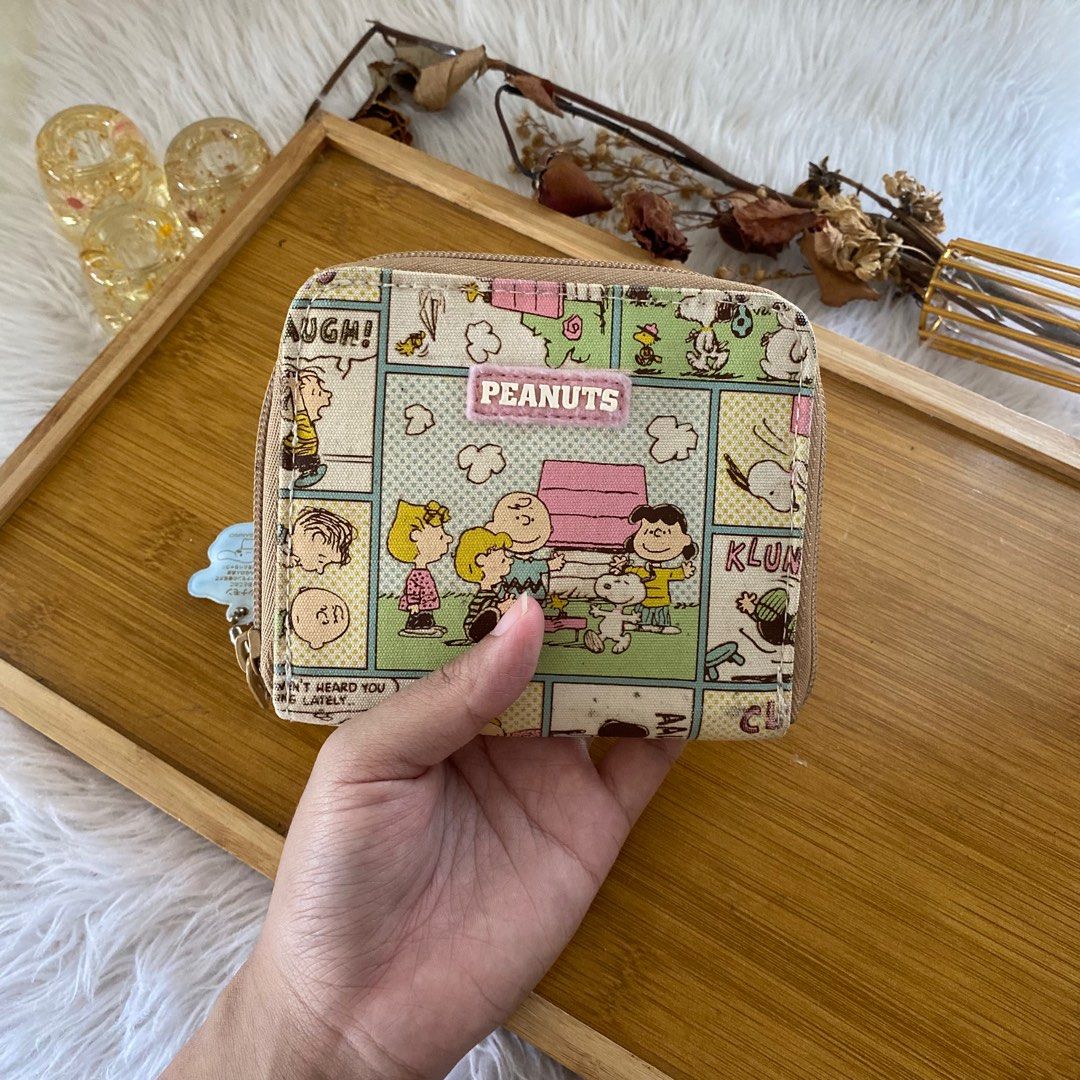 Peanuts Snoopy x Sanrio Wallet, Women's Fashion, Bags & Wallets ...