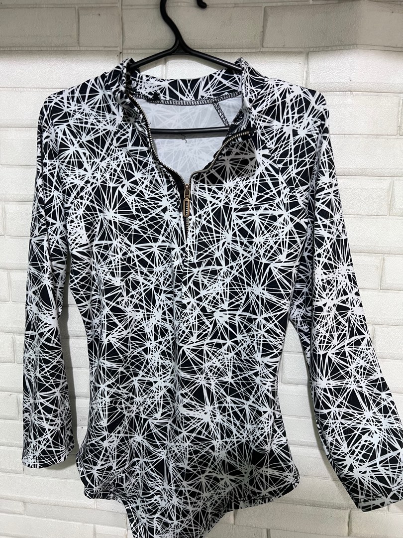 Printed One Piece Rash Guard With front Zipper, Women's Fashion ...