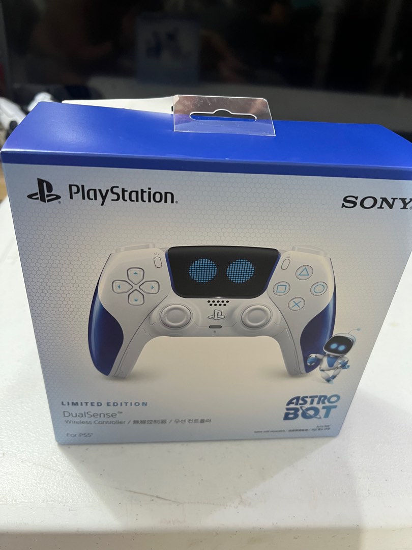 PS5 Dualsense Astrobot limited edition, Video Gaming, Gaming ...
