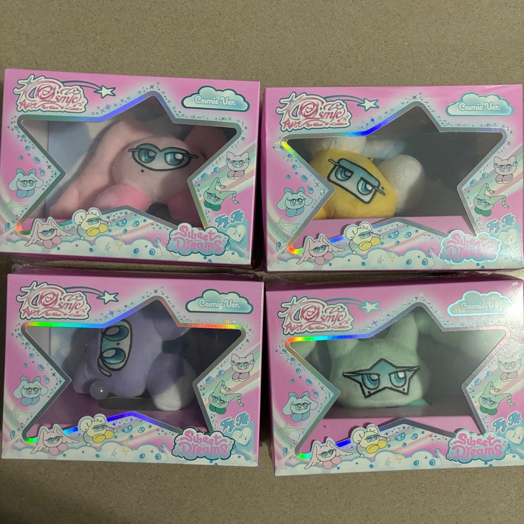 Red Velvet Cosmic Cosmie version, 興趣及遊戲, 玩具 & 遊戲類 - Carousell