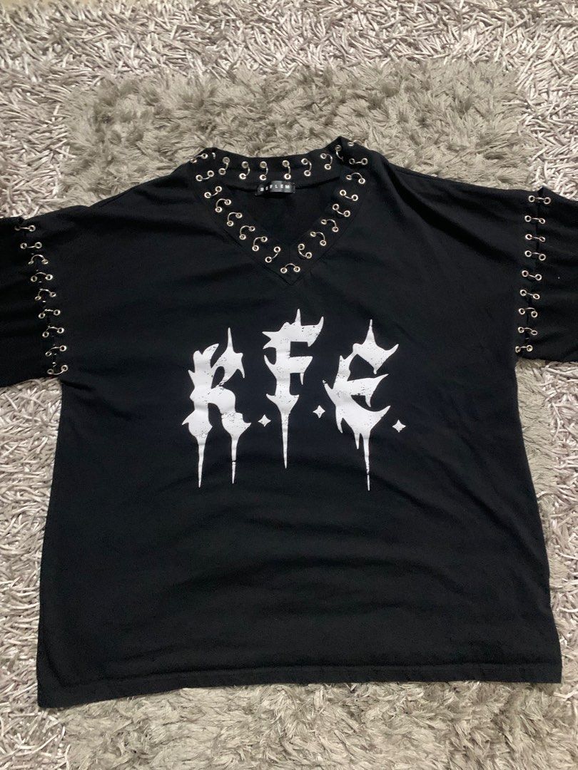 REFLEM AND FREE BEN DAVIS, Men's Fashion, Activewear on Carousell