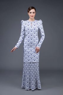 Rizman Ruzaini Baju Kurung Modern Pleated Sophea in Grey, Women's ...