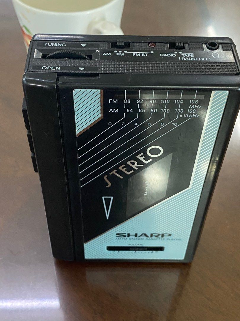 Sharp AM-FM Stereo Cassette Player JC-128 (BK) Vintage - Walkman ...