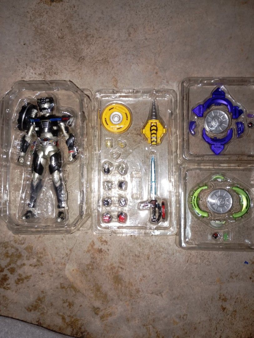 SHF Kamen Rider Drive Type Wild + Effect Parts Vol 2 & 4, Hobbies ...