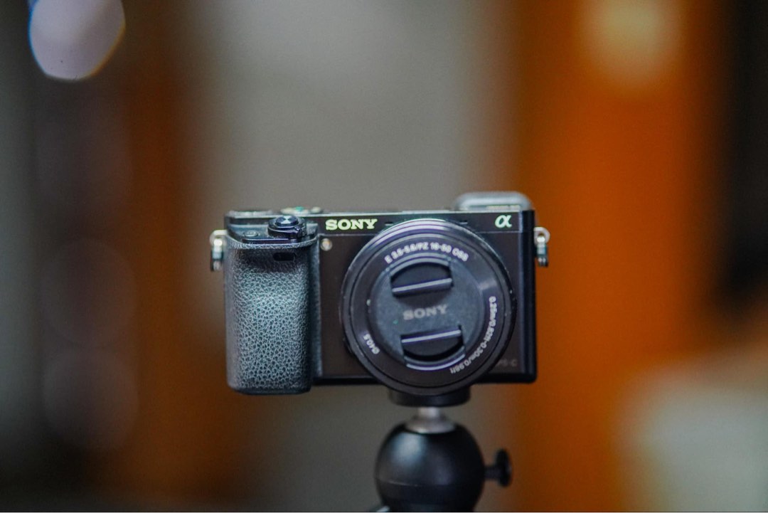 Sony A6000 mirrorless, Photography, Cameras on Carousell
