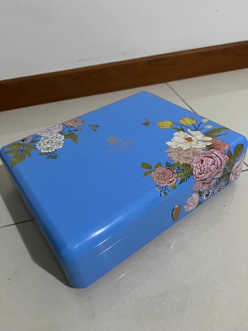 St Regis 2024 wooden mooncake box, Furniture & Home Living, Home ...