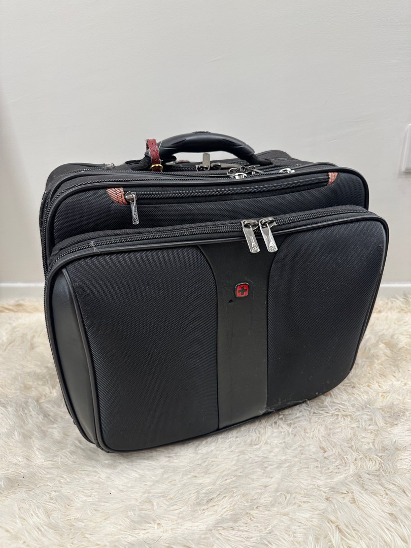 Swiss Gear Navigation Bag, Men's Fashion, Bags, Briefcases on Carousell