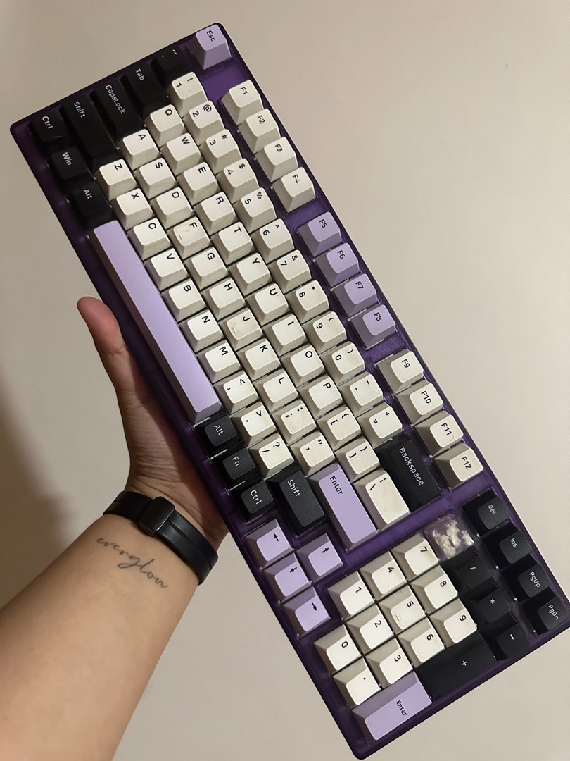 Tom980 with gateron milky yellow switches, Computers & Tech, Parts ...