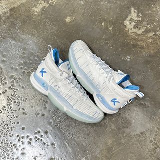 KT6 ANTA安踏 Klay Thompson signature basketball shoes 籃球鞋 KT6 特別版 限定版 簽名鞋, 男裝, 鞋, 波鞋 - Carousell