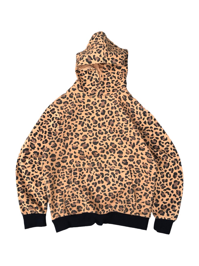 AOP Leopard Print Hood, Men's Fashion, Activewear on Carousell