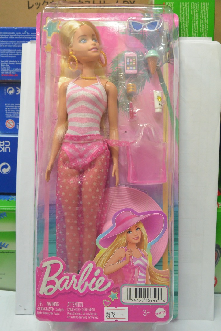 Barbie Beach Doll with Piece Count HPL73, 興趣及遊戲, 玩具 & 遊戲類 - Carousell
