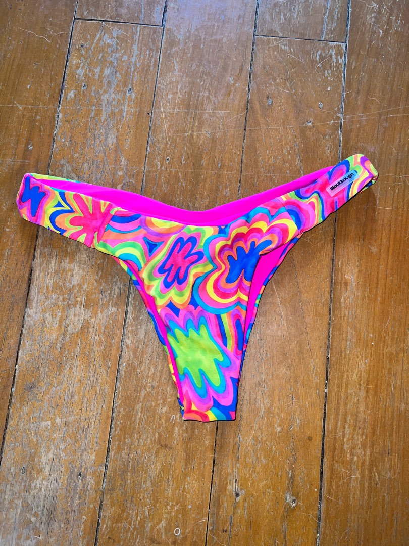 Blackbough Swim Sour Slush Bottoms SMALL, Women's Fashion, Swimwear ...