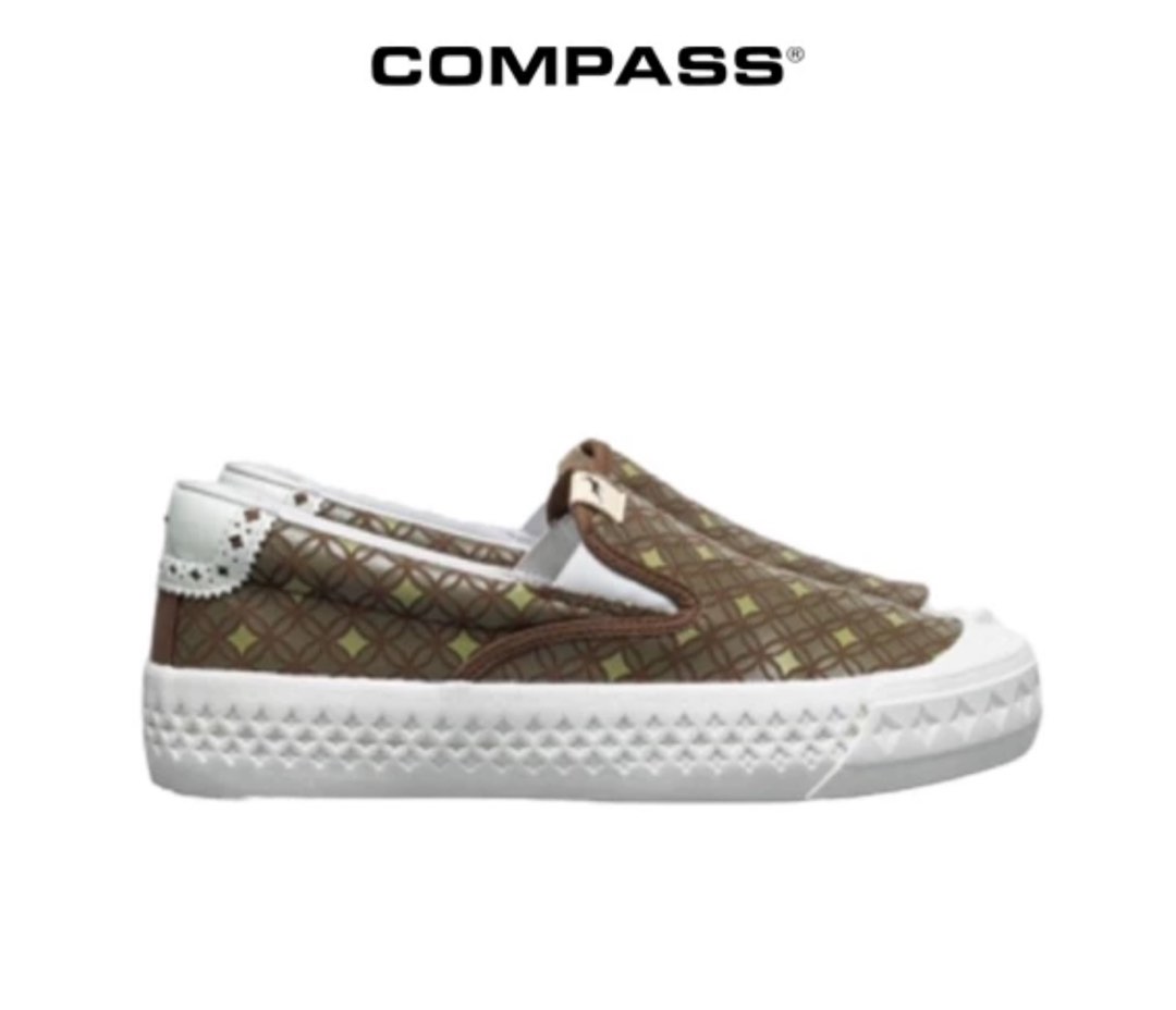 Compass Slip-On Kawung Camel, Men's Fashion, Footwear, Sneakers on ...