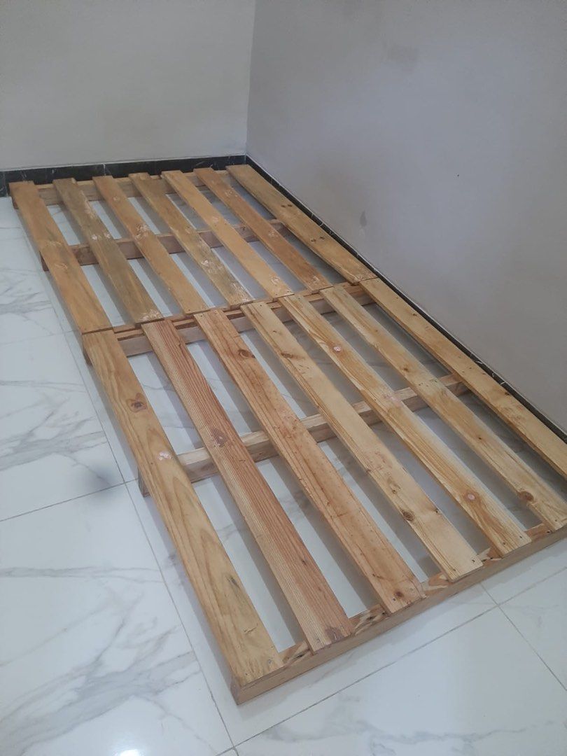 Dipan alas kasur palet kayu jati belanda full pernish, Perabotan Rumah ...