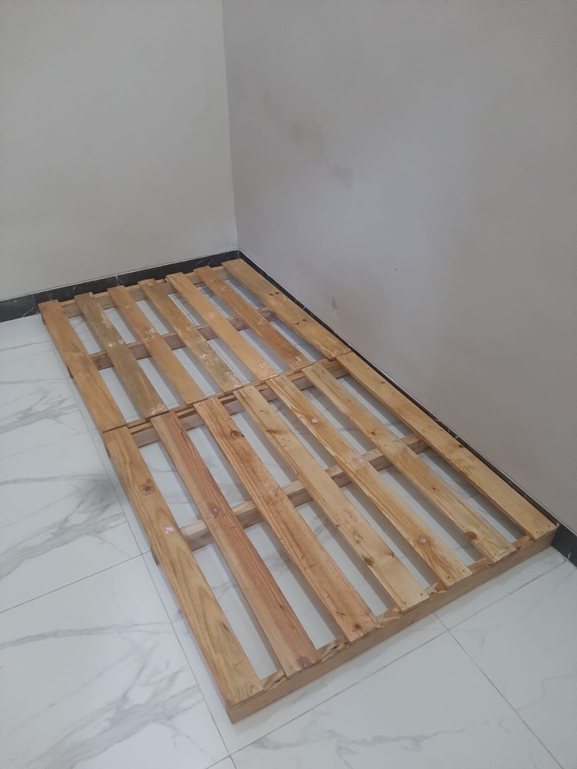 Dipan alas kasur palet kayu jati belanda full pernish, Perabotan Rumah ...