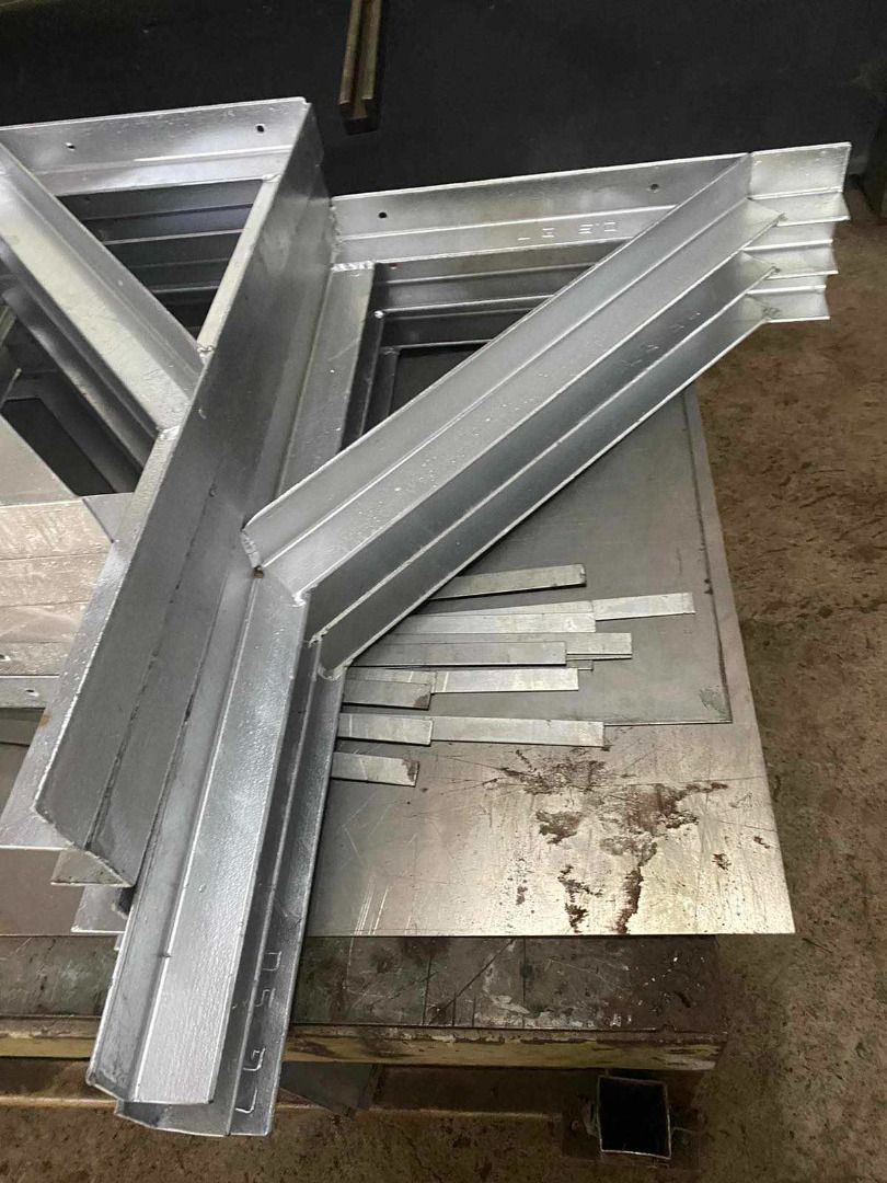 Electrical Cable Ladder type, with wire mesh, Elbow and Tee and angle ...