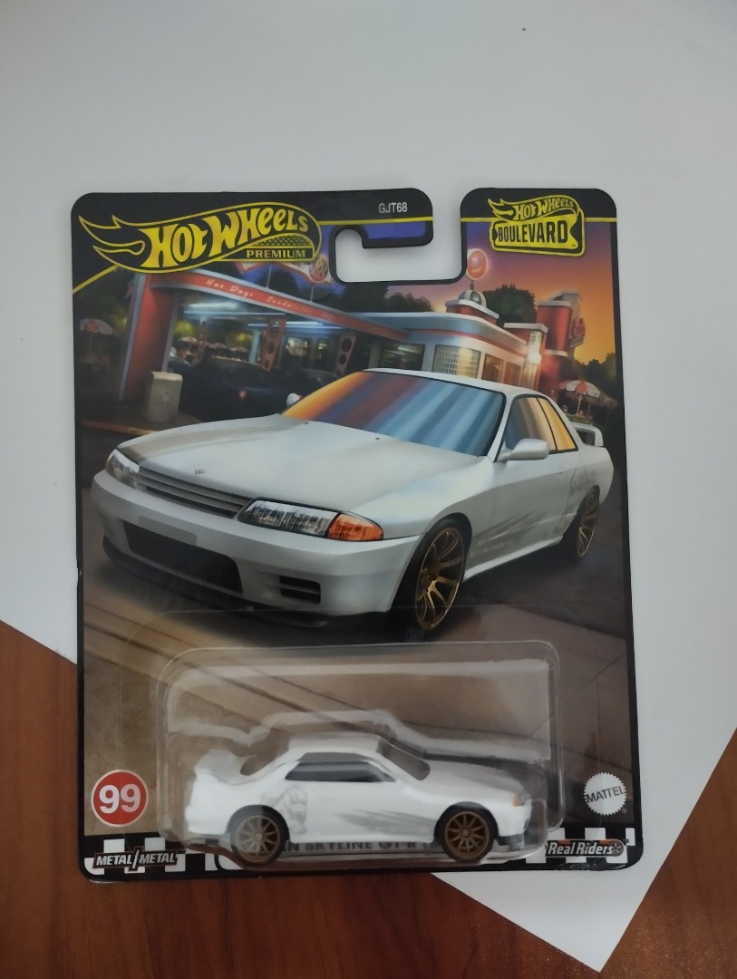 Hot wheels R32 CC, Hobbies & Toys, Toys & Games on Carousell