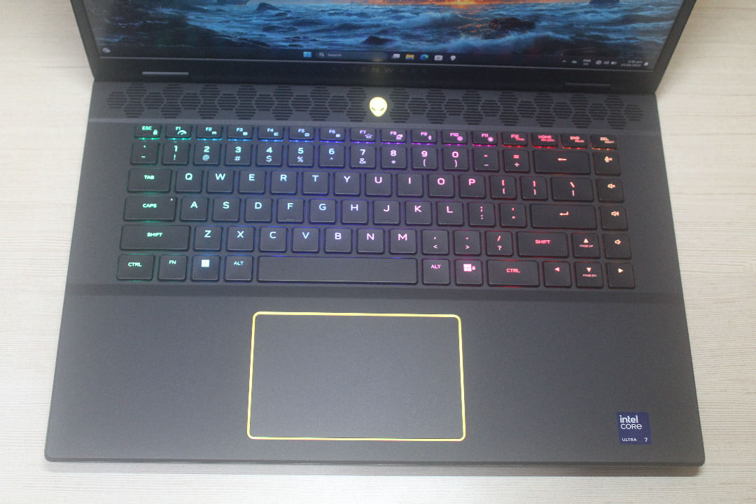 Latest Alienware M16 R2 2024 240HZ Ultra 7 155H SSD 1TB Nvidia RTX4060 ...