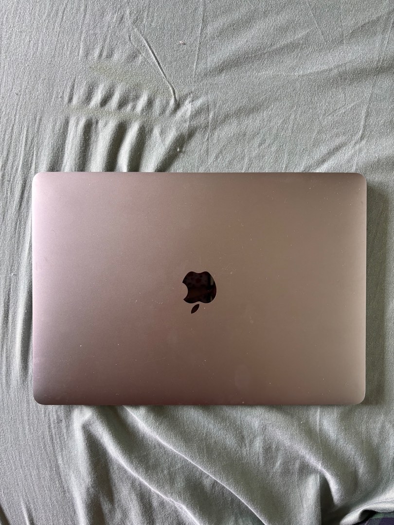 MacBook Pro 2017 250GB - NEGOTIABLE! Read Deacription, Computers & Tech ...