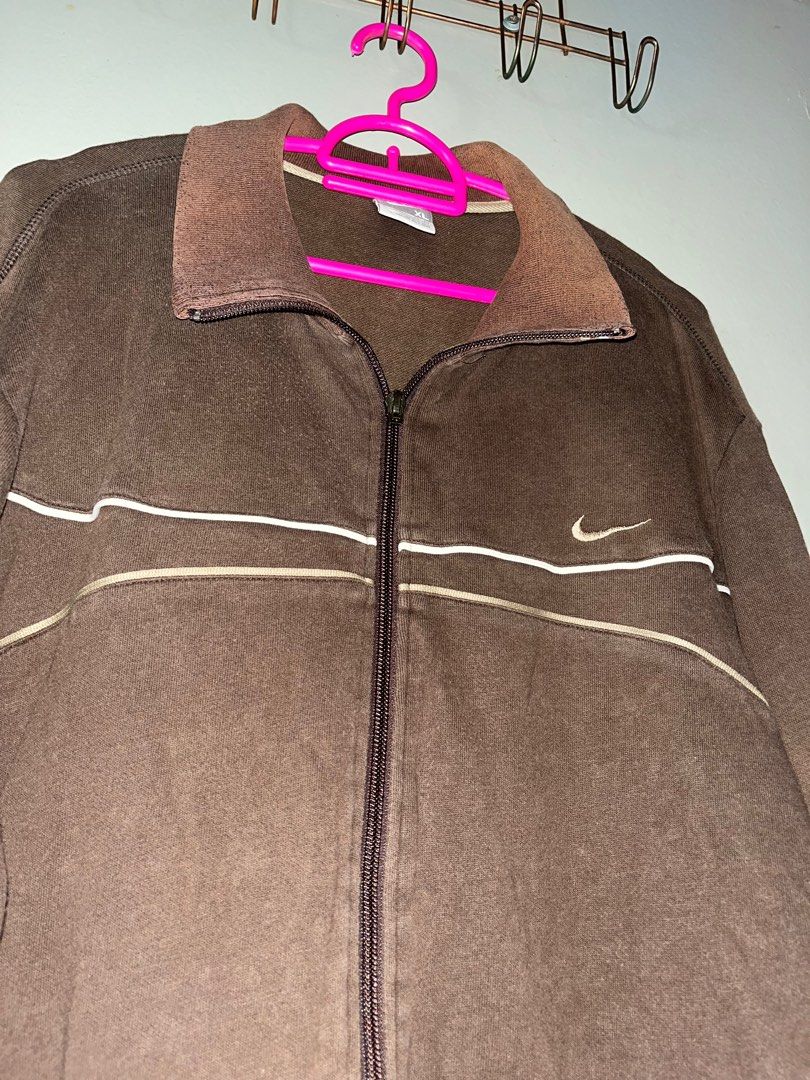 Nike Half zipper Brown color (free postage), Men's Fashion, Activewear ...