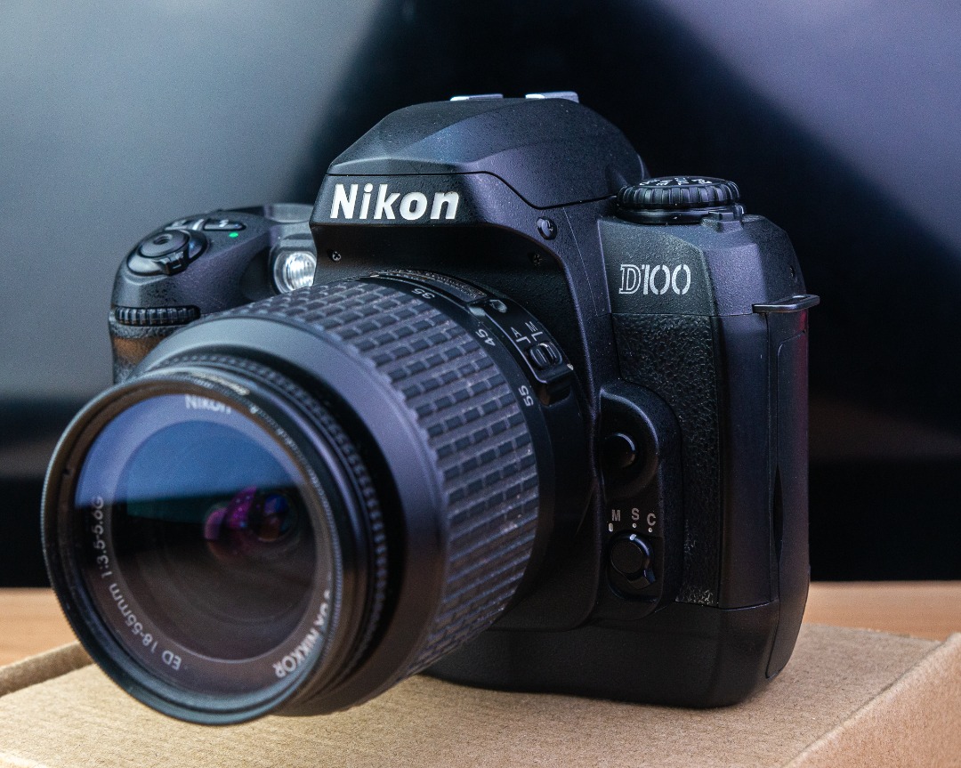 Nikon D100 with 18-55mm Motorized Photo ONLY DSLR Camera for Beginners ...