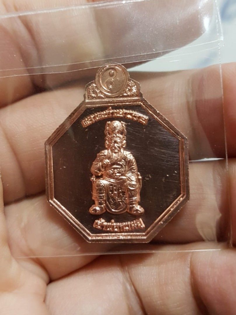 Phra Buddha / Guan Yu God Rian, Hobbies & Toys, Memorabilia ...