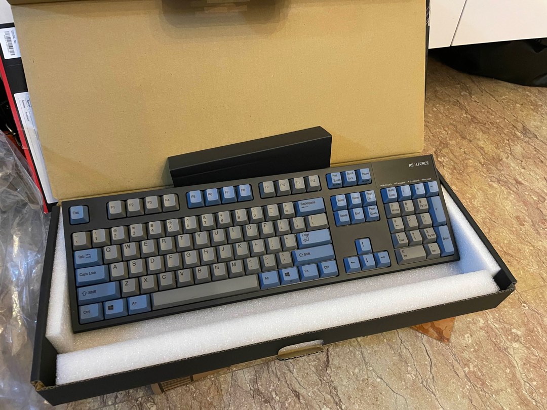 Realforce R2 Full-Size 45g (Blue / Grey), Computers & Tech, Parts ...