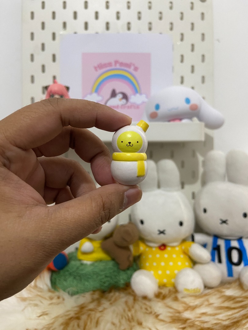 Sanrio Pompompurin Winter Costume Mini Figure, Hobbies & Toys, Toys ...