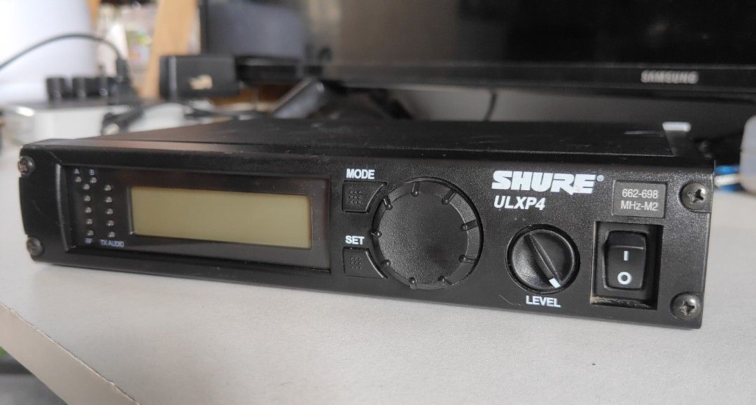 Shure ULXP4 Wireless Microphone Receiver 662-698 MHz M1, Audio ...