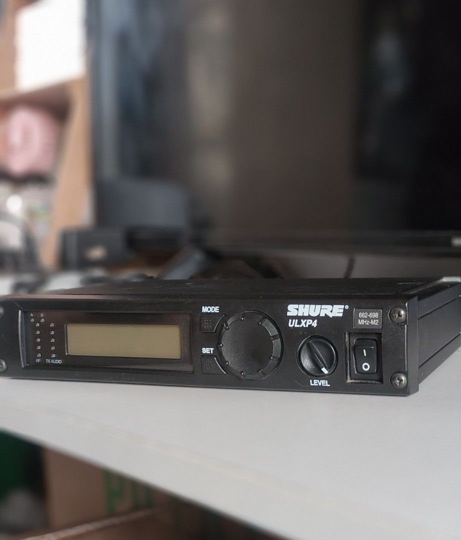 Shure ULXP4 Wireless Microphone Receiver 662-698 MHz M1, Audio ...