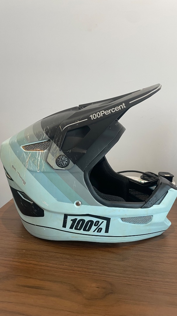 100% status full face helmet, Sports Equipment, Other Sports Equipment ...