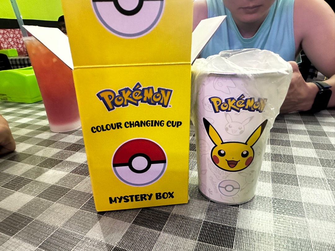7-11 Pokemon Colour Changing Cup - Pikachu, Hobbies & Toys ...