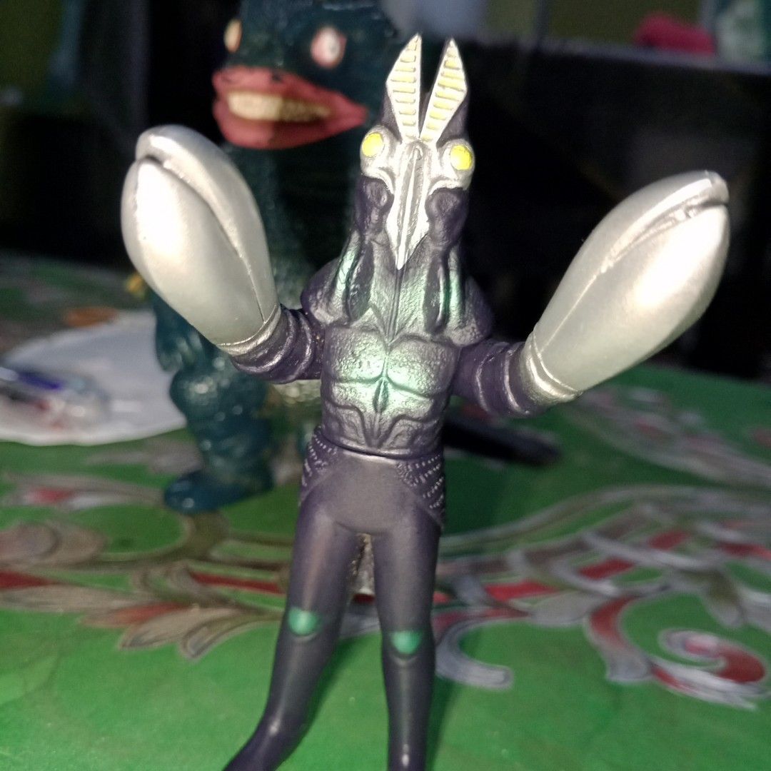 Alien baltan 2nd generation Ultraman 1966 kaiju, Hobbies & Toys, Toys ...