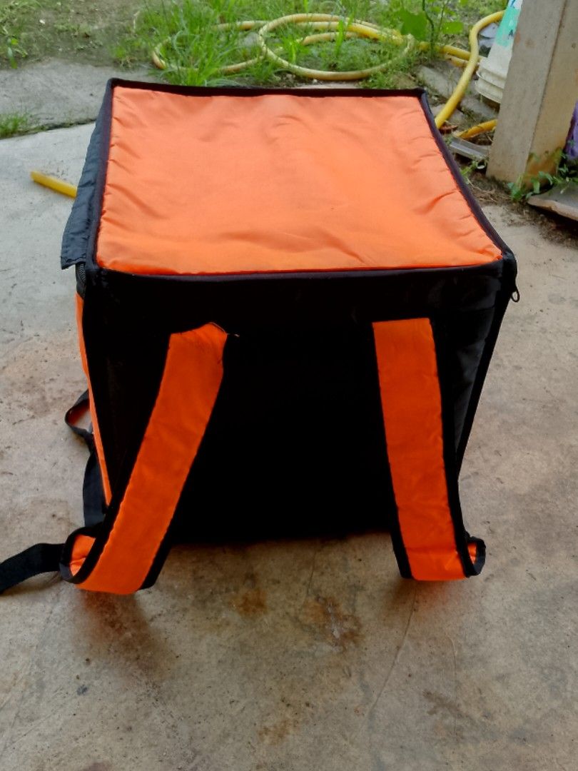 Beg delivery oren Harga rm40, Community on Carousell