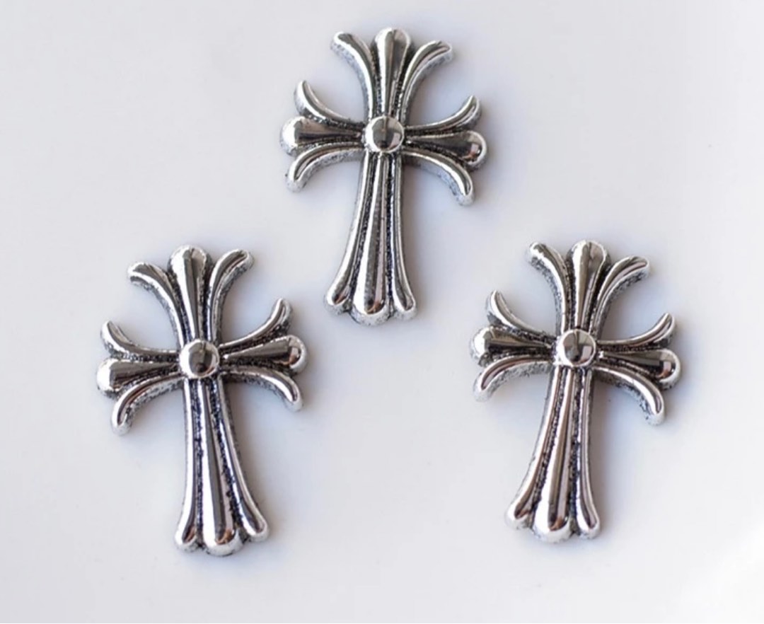 Chrome Hearts Jibbitz charms crocs, Men's Fashion, Footwear, Shoe ...