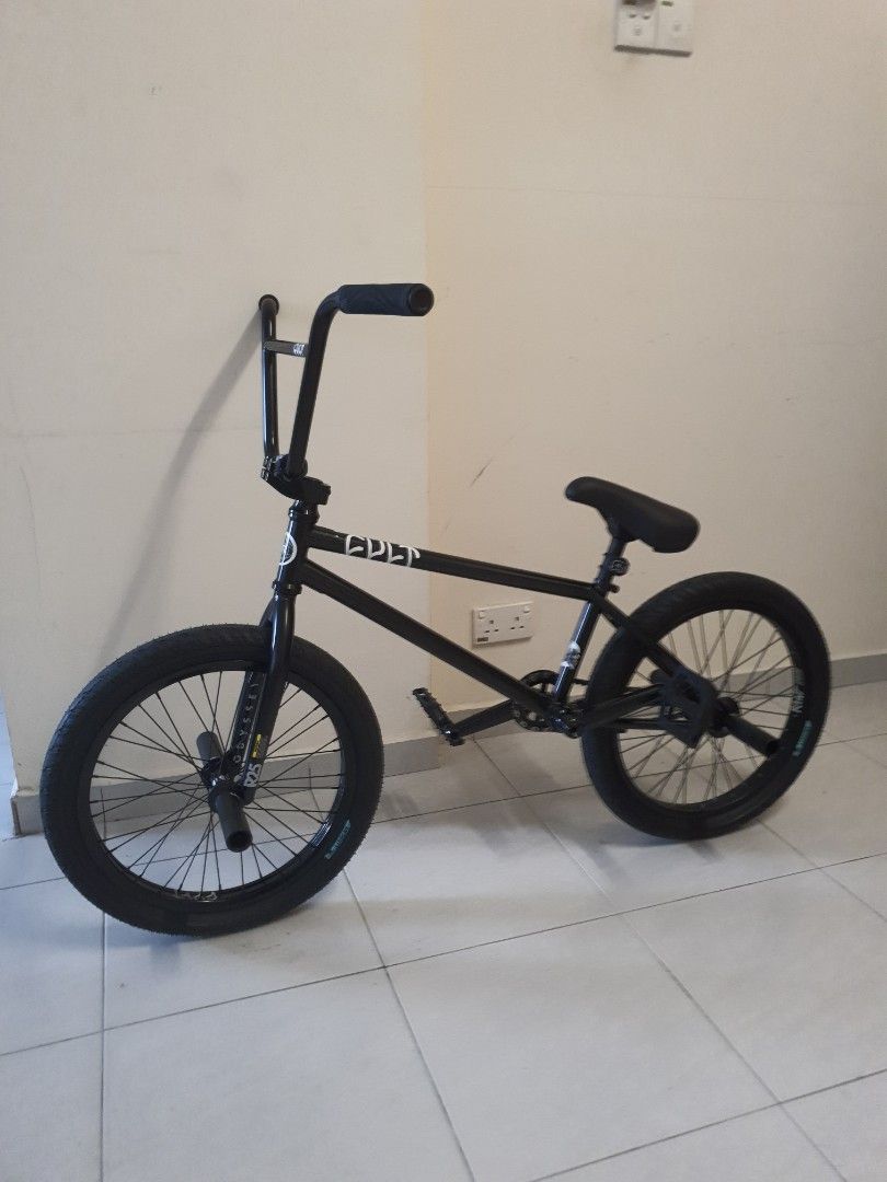 CULT TOO SHORT CUSTOM BMX, Sports Equipment, Bicycles & Parts, Bicycles ...