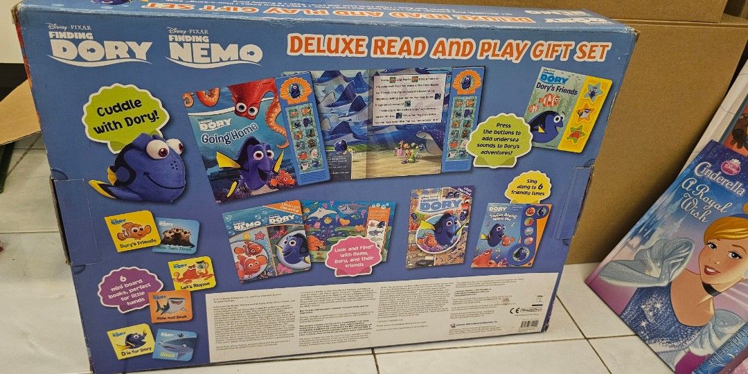 DISNEY FINDING DORY & FINDING NEMO SOUND BOOK & PLAY GIFT SET, Hobbies ...
