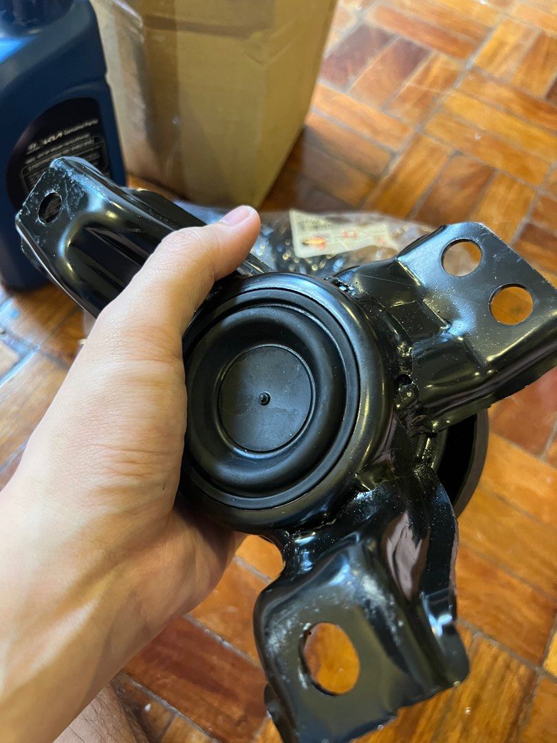 Genuine Hyundai -Kia Bracket Assembly Transmission 21830 2W300, Car ...