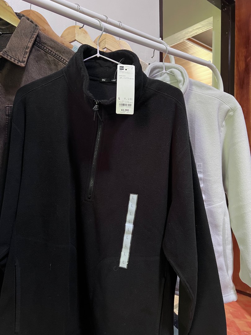 GU Fleece Qzip, Men's Fashion, Coats, Jackets and Outerwear on Carousell